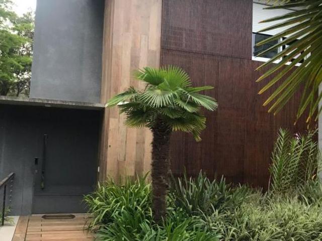 Casa em Condomínio no Brooklin, próx a Av Berrine, Ponte estaiada, Rede Globo, Shopping Morumbi