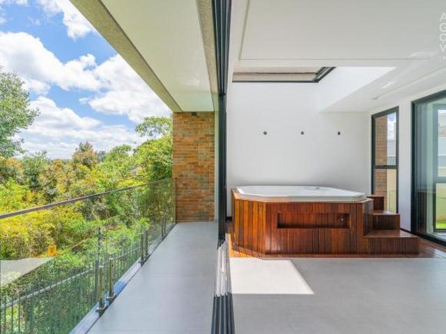 Casa em Condominio no Green Village Park, 03 Suítes, 08 Vagas, São Braz, Curitiba