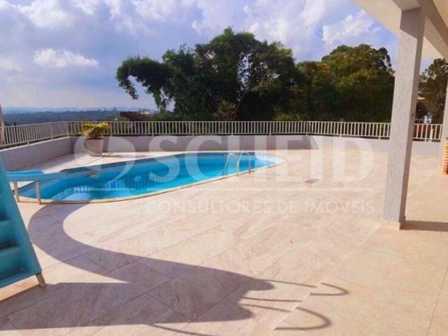 Casa em Condomínio no Embu com 350m2 com 4 Dormitórios e 4 Suítes