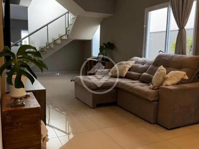 Casa em Condomínio no Eloy Chaves | 260m² | 5 Quartos | 3 Suítes | 5 Banheiros | 2 Vagas de Garagem