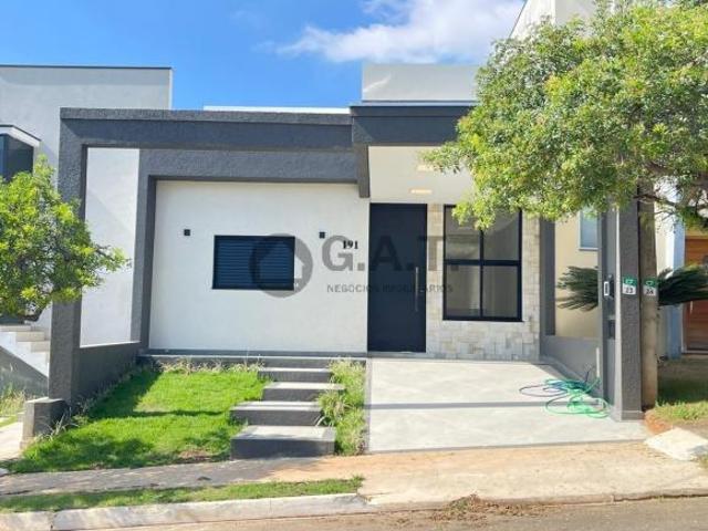 Casa em condomínio no Horto Florestal 3 quartos, 1 suíte, 2 salas, 1 banheiro, 2 vagas de garagem