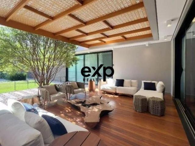 Casa em Condomínio no Ipê Dourado, Valinhos
