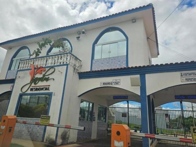 Casa em condomínio no Jardim Novo Horizonte, Sorocaba SP! 3 quartos, 1 suíte, 2 salas, 2 banheiros