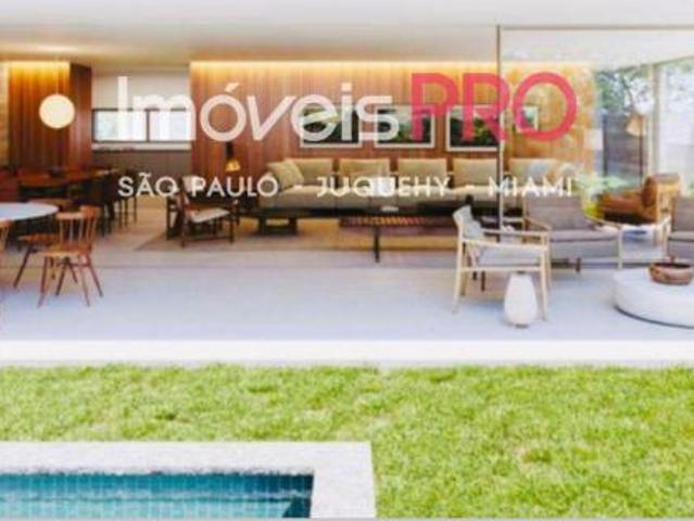 Casa em Condomínio no Jardim Petrópolis