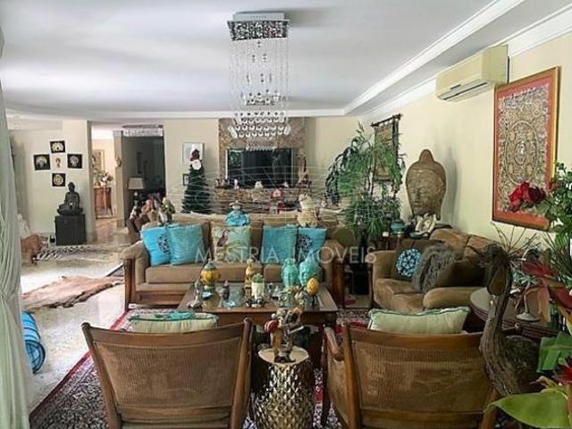 Casa em condomínio no morumbi