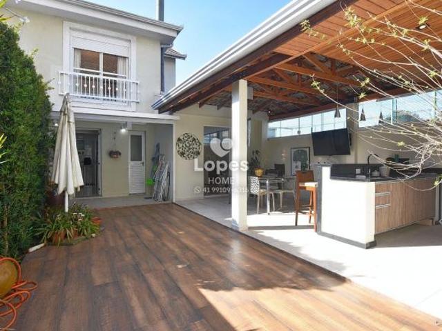 Casa em condomínio no Mossunguê com 4 quartos