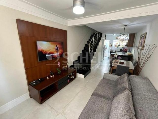 CASA EM CONDOMÍNIO NO MIOLO DO CAMPO GRANDE/SP PRÓXIMO A JD MARAJOARA 2 DORMS 2 SUÍTES 2 VAGAS