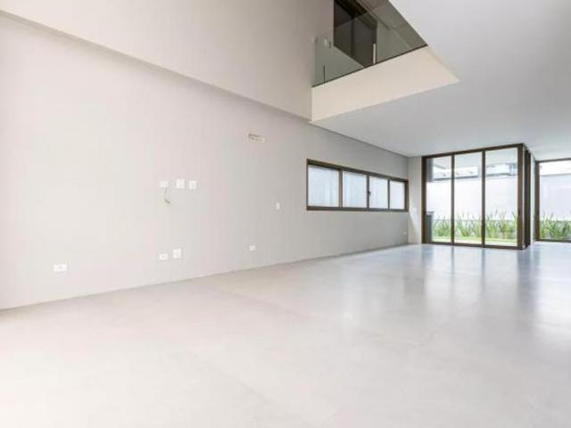 Casa em condomínio no SÃO BRAZ com 290m²