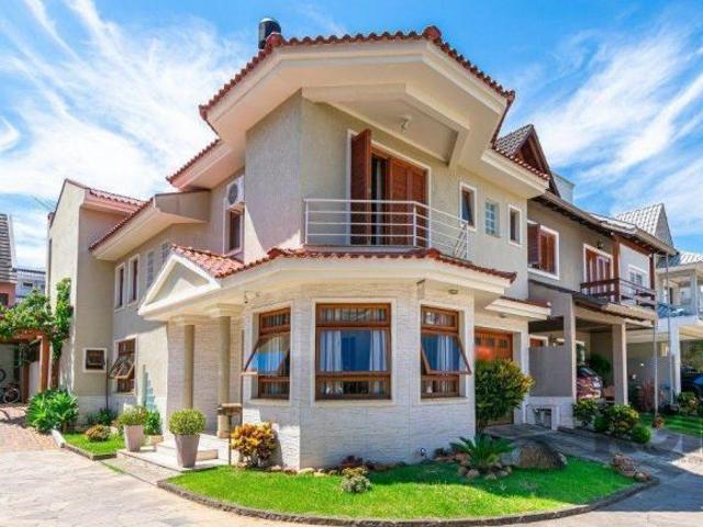 Casa em condominio no Sarandi de 3 dormitórios 2 vagas e infra