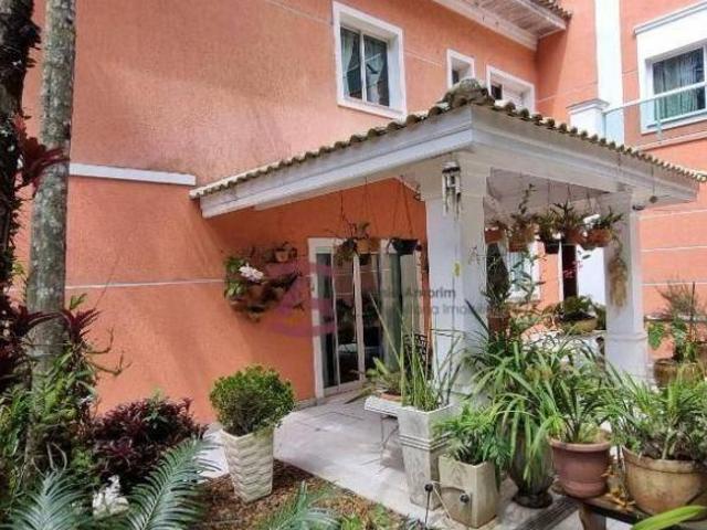 Casa em condomínio no Parque Imperial da Cantareira, 539 m², 4 suítes, 6 vagas