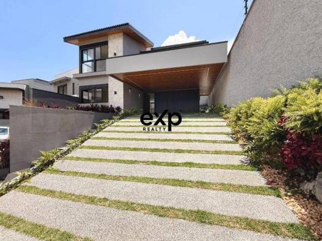 Casa em Condomínio no Residencial Villa Verona, 250m², Mobiliada e com Piscina, Poços de Caldas