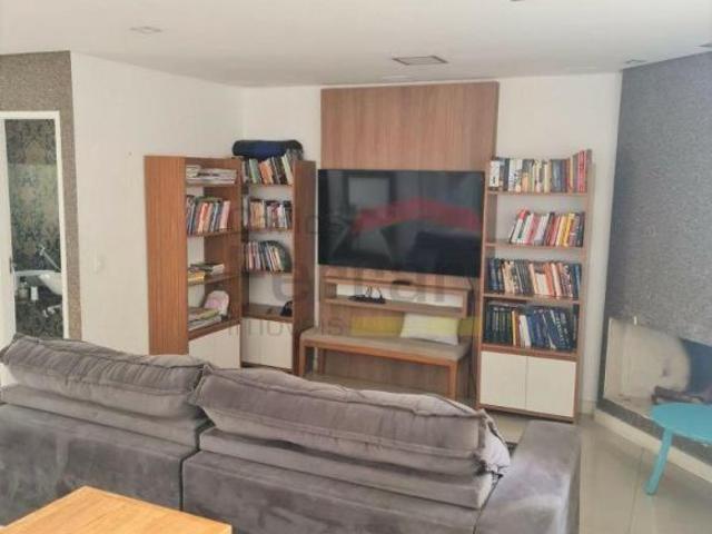 CASA EM CONDOMÍNIO NO TREMEMBÉ CO 4 DORMITÓRIOS, SENDO 3 SUÍTES, 4 VAGAS DE GARAGEM + ÁREA DE LAZER