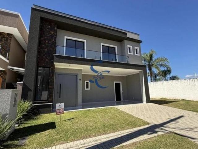 Casa em condomínio no Umbará