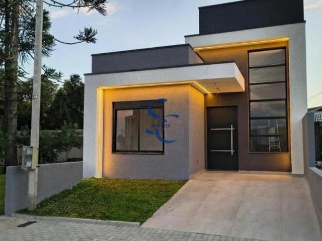 Casa em condomínio no Umbará