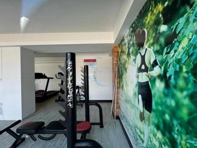 Casa em condomínio no Umbará