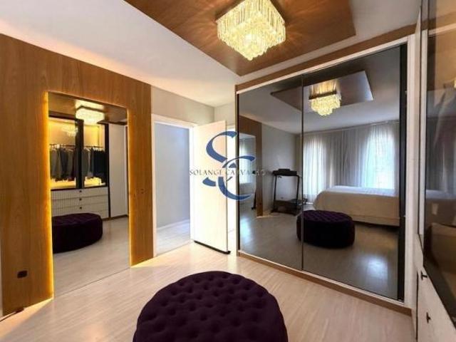 Casa em condomínio no Umbará