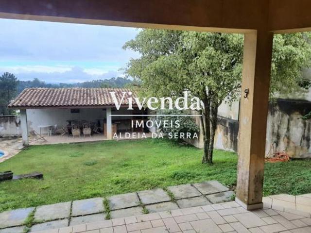 Casa em condomínio nobre na Aldeia da Serra. Morada dos Lagos