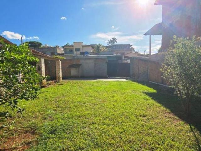 Casa em condominio na Arniqueiras, 2 quartos, garagem, area verde, Mirante da Alvorada