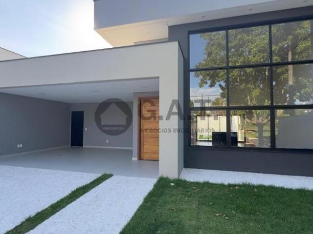 Casa em condomínio na Granja Olga II, Sorocaba SP: 3 quartos, 3 suítes, 2 salas, 5 banheiros, 4 vaga