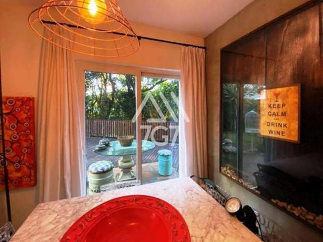 CASA EM CONDOMÍNIO NA GRANJA VIANA, ATRÁS DO SHOPPING GRANJA VIANA