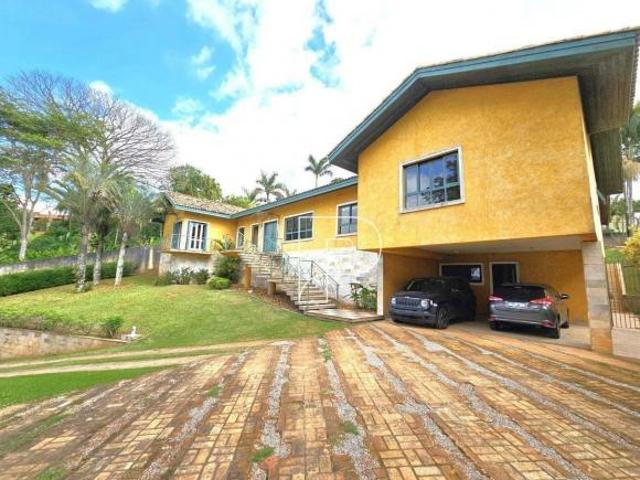Casa em condomínio na Granja Viana