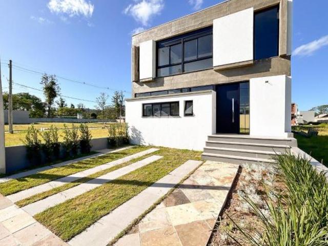 Casa em Condomínio na Hípica com 3 dorm, suíte, churrasqueira, 2 vagas à venda por R$ 770.000