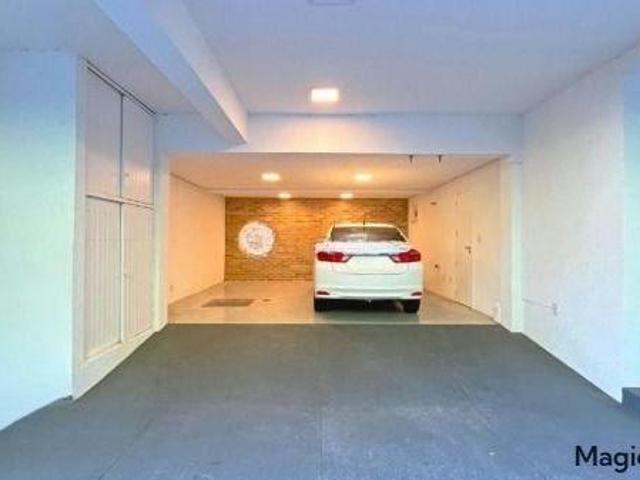 Casa em Condomínio na Pedra Redonda | 4 Dormitórios | 297m² | 4 Vagas | Solar Bi