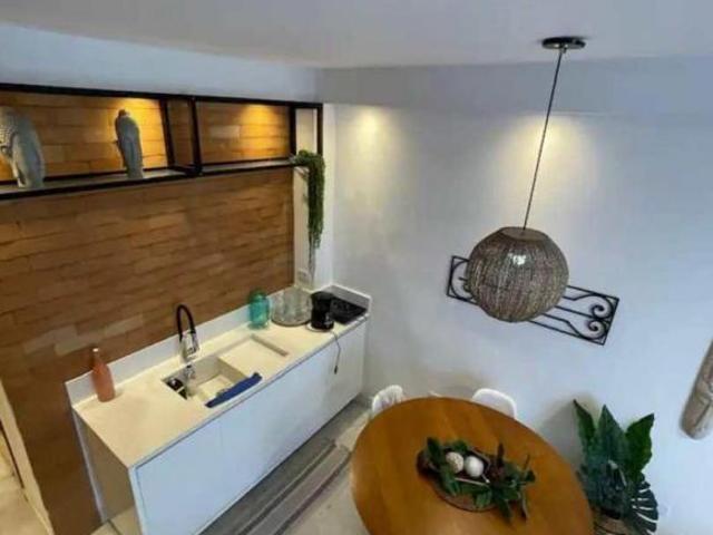 Casa em condominio na Praia de Juquehy 02 dormitorios