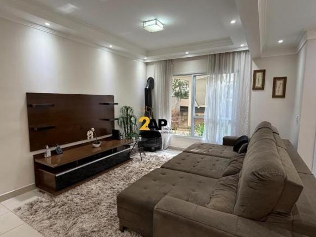 Casa em Condomínio na Vila Andrade: 3 quartos, 1 suíte, 1 sala, 3 banheiros, 2 vagas na zona sul de
