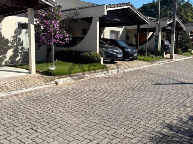 Casa em condomínio na Vila Jardini, Sorocaba SP: 4 quartos, 3 suítes, 2 salas, 4 banheiros, 2 vagas