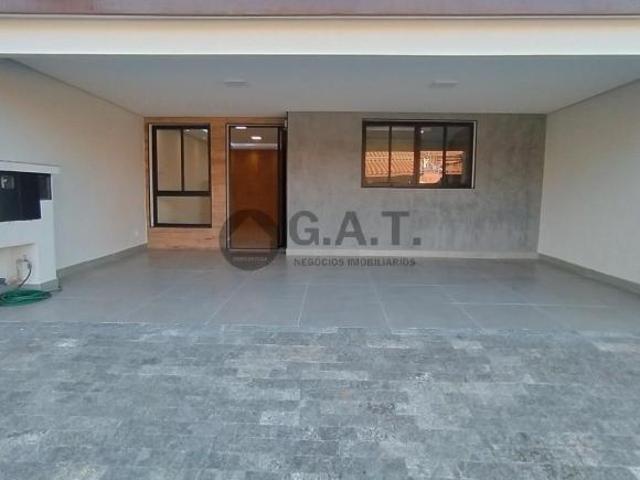 Casa em Condomínio na Vila Olímpia, Sorocaba SP: 3 quartos, 1 suíte, 2 salas, 2 banheiros, 3 vagas