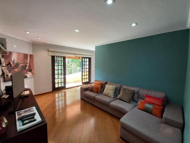 Casa em Condomínio São Paulo II na Granja Viana