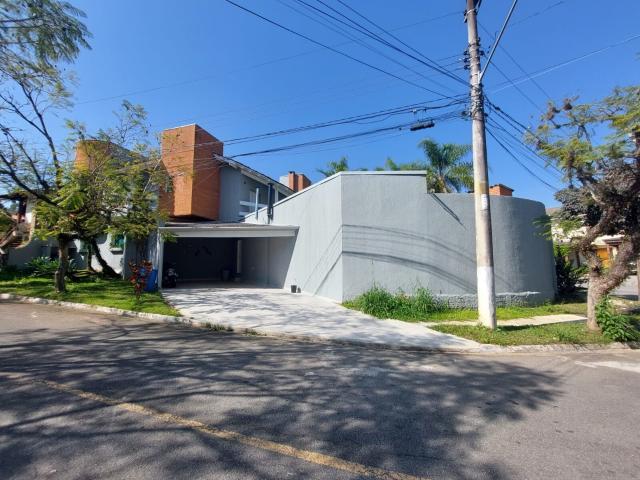 Casa em Condomínio São Paulo II totalmente reformada!