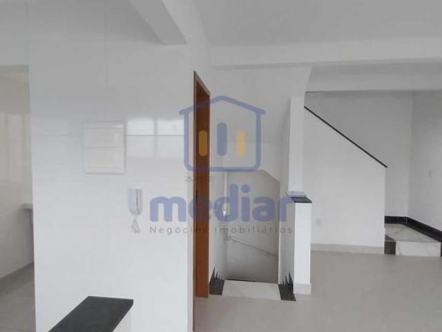 Casa em Condomínio: Sobrado / Residencial / Estuário