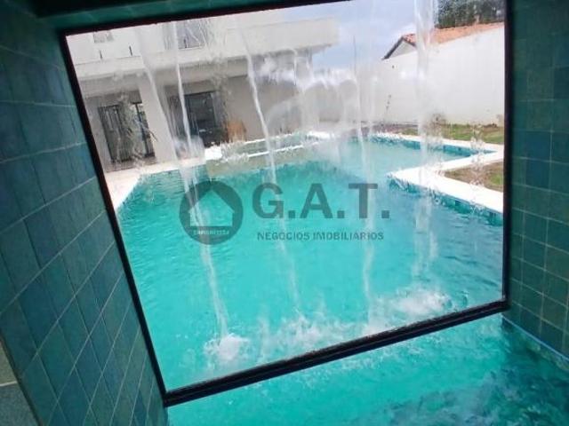 Casa em Condomínio Saint Charbel 3 suítes, 2 salas, 5 banheiros, 4 vagas Aracoiaba da Serra SP