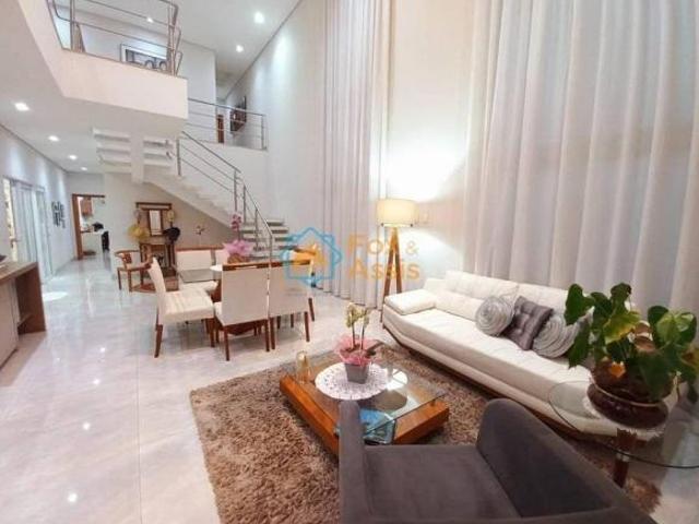 Casa em Condomínio San Pietro
