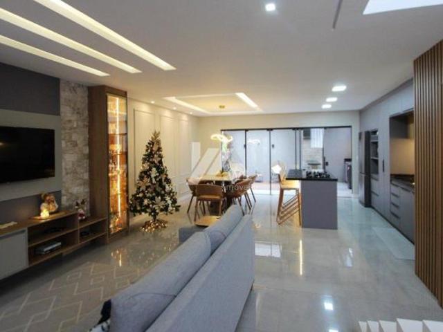 Casa em condomínio Semi mobiliada!