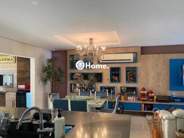 Casa em Condomínio Semi Mobiliada com 3 Suites, 258 m² venda por R$ 1.700.000