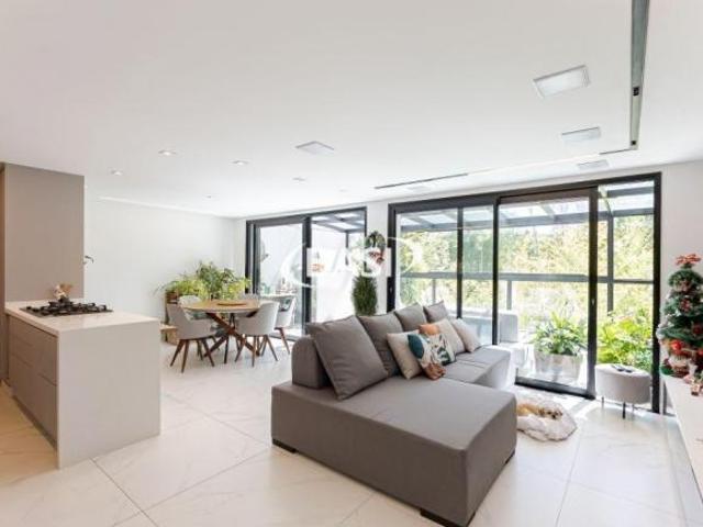 Casa em condominio semimobiliado