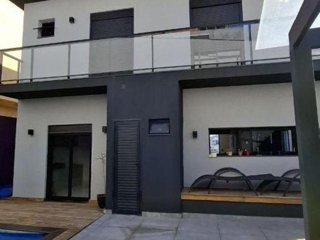 Casa em Condomínio Portal de Bragança | 3 Suítes e Vista