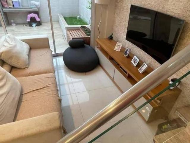 Casa em Condomínio Paulistano / Lazer Resort