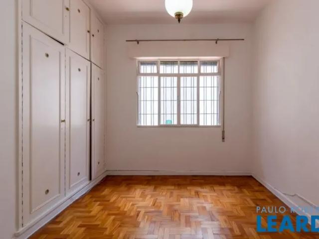 Casa em condomínio pacaembú sp