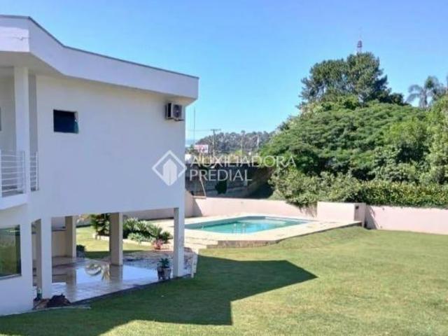 Casa em Condomínio Paineiras em Pindamonhangaba