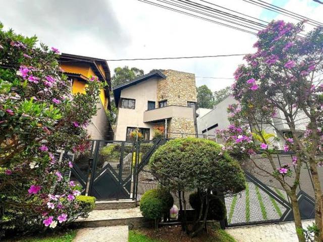 Casa em condomínio para venda, 473m²