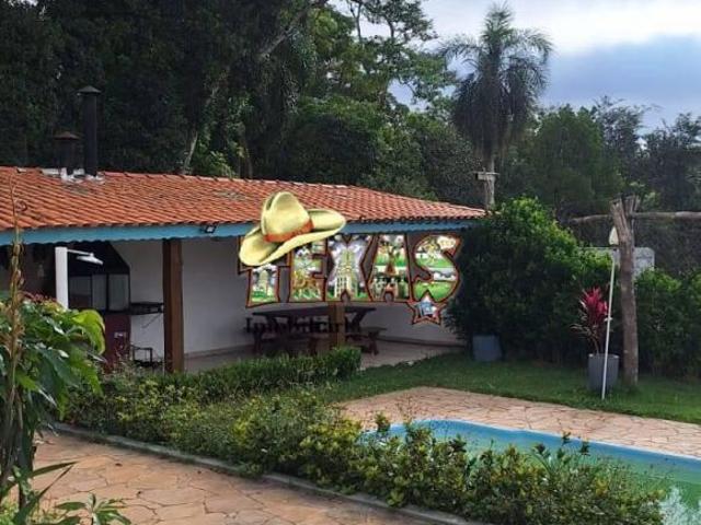 CASA EM CONDOMINIO PARA VENDA