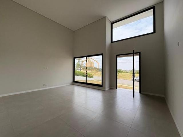 Casa em Condomínio para Venda, 3 dormitórios, 3 suítes, 5 banheiros, 4 vaga
