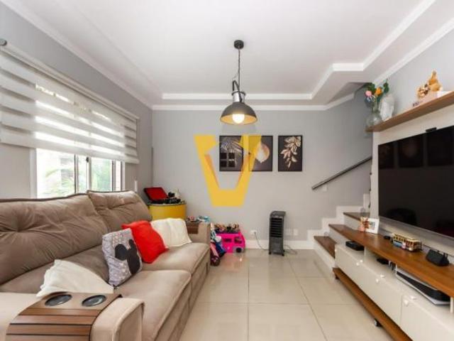 Casa em condomínio para venda com 3 quartos, sendo 1 suíte, 113m²