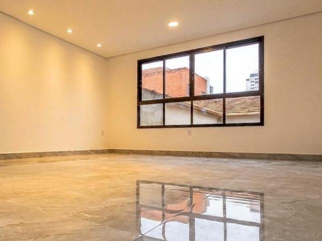 Casa em condomínio para venda com 3 quartos, sendo 1 suíte, 140m²