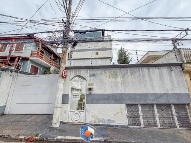 Casa em condomínio para venda com 3 quartos, sendo 1 suíte, 172m²