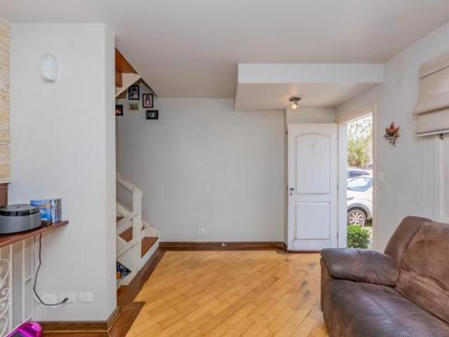 Casa em condomínio para venda com 3 quartos, 163m²